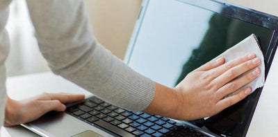 How to Clean a Computer Screen Without Smudges | Puracy