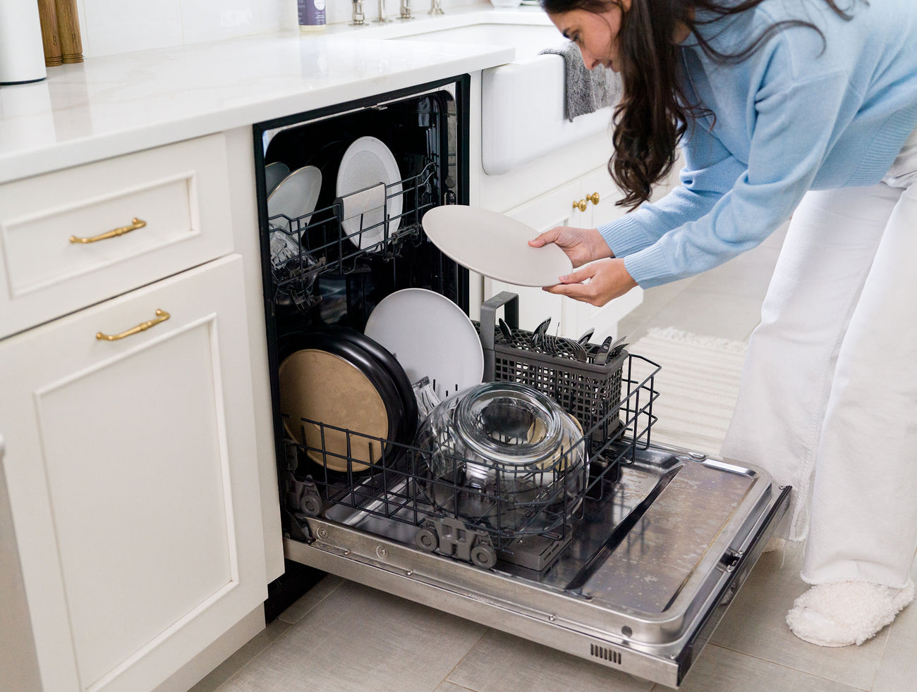 Clean Space, Clear Mind: The Connection Between Cleanliness and Mental